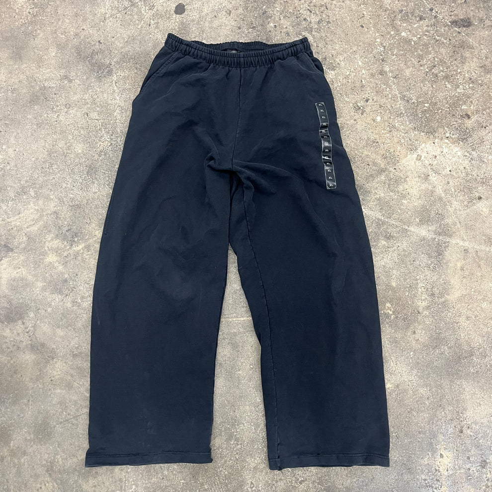 Balenciaga Sticker Sweats – Unlawful Persona